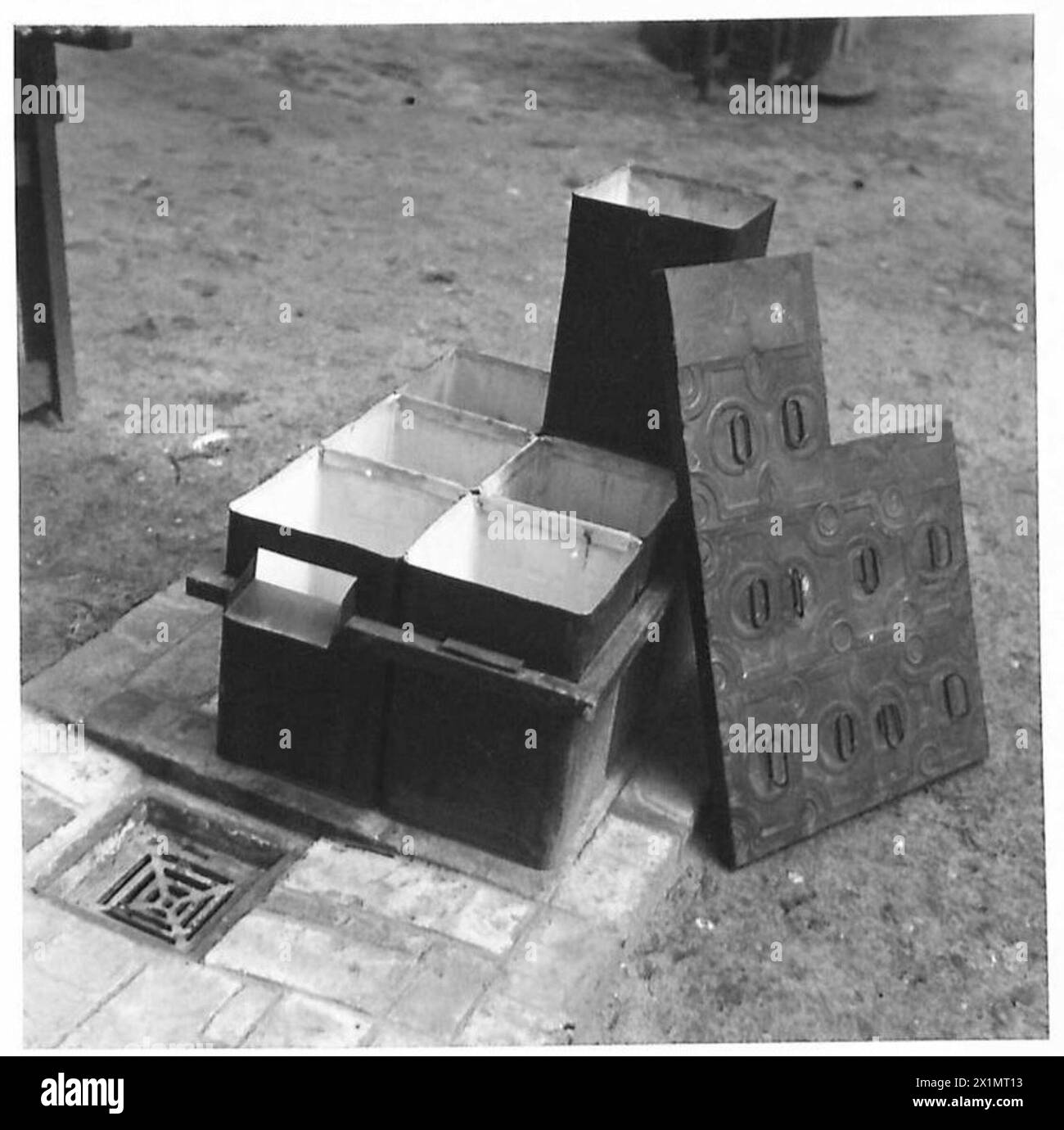 THE ARMY SCHOOL OF HYGIENE - Grease traps , British Army Stock Photo ...