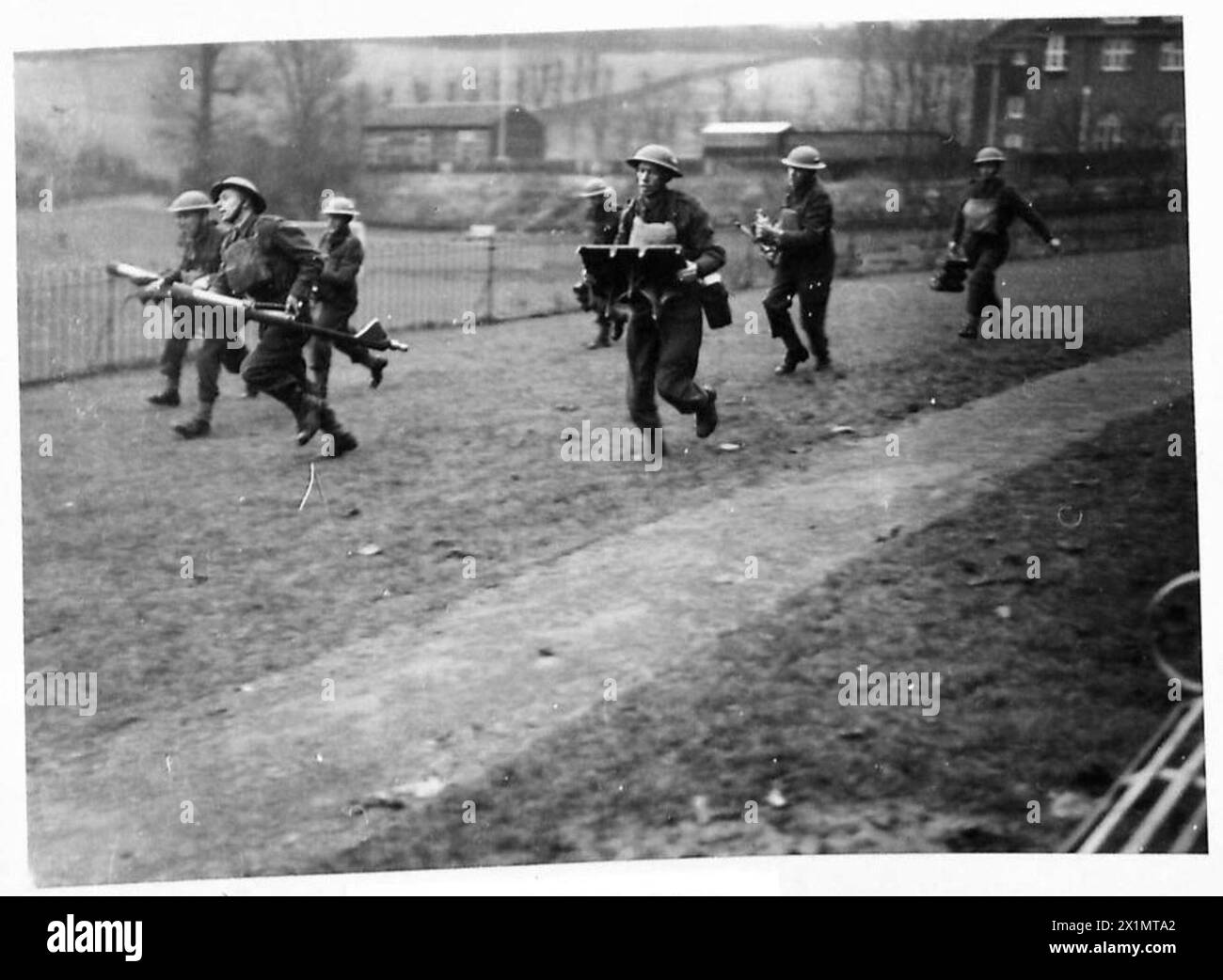 British army trench mortar hi-res stock photography and images - Alamy