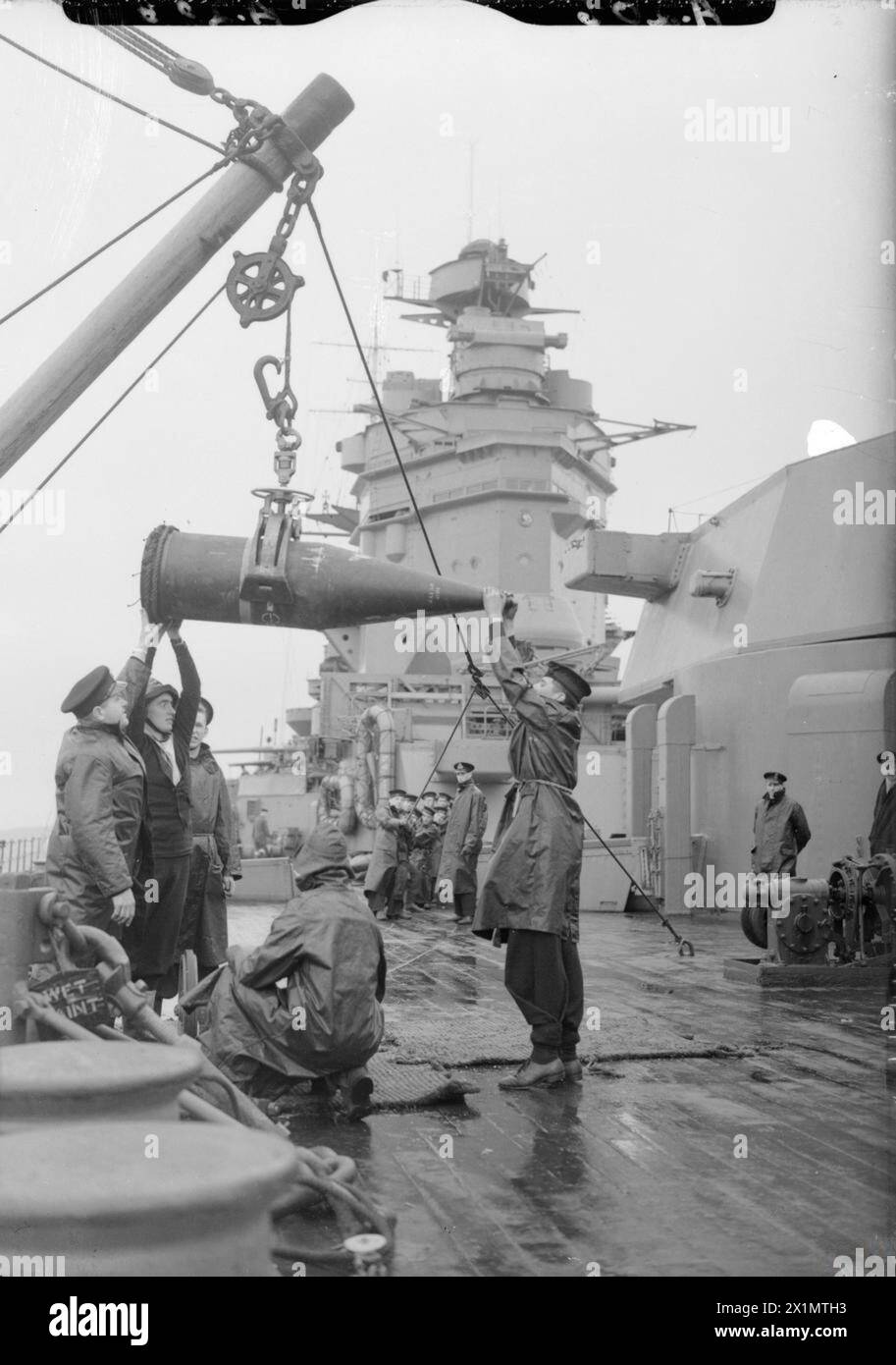 THE ROYAL NAVY DURING THE SECOND WORLD WAR - 16 inch shells being ...