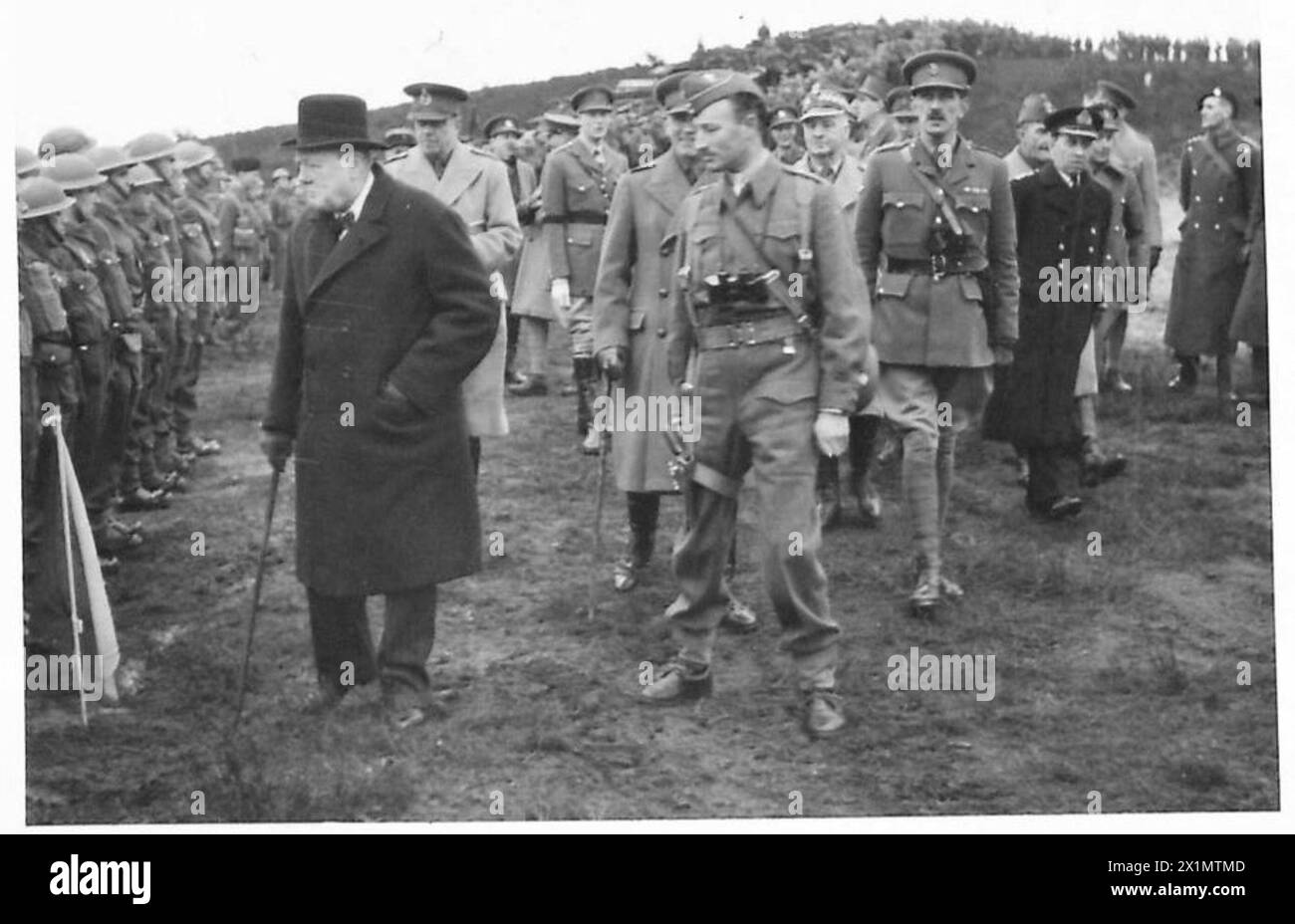 Winston churchill with a rifle Cut Out Stock Images & Pictures - Alamy
