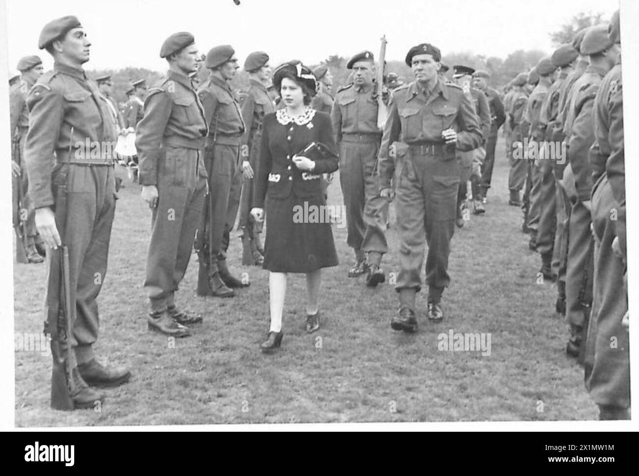 H.R.H. PRINCESS ELIZABETH VISITS THE GUARDS ARMOURED DIVISION - H.R.H ...