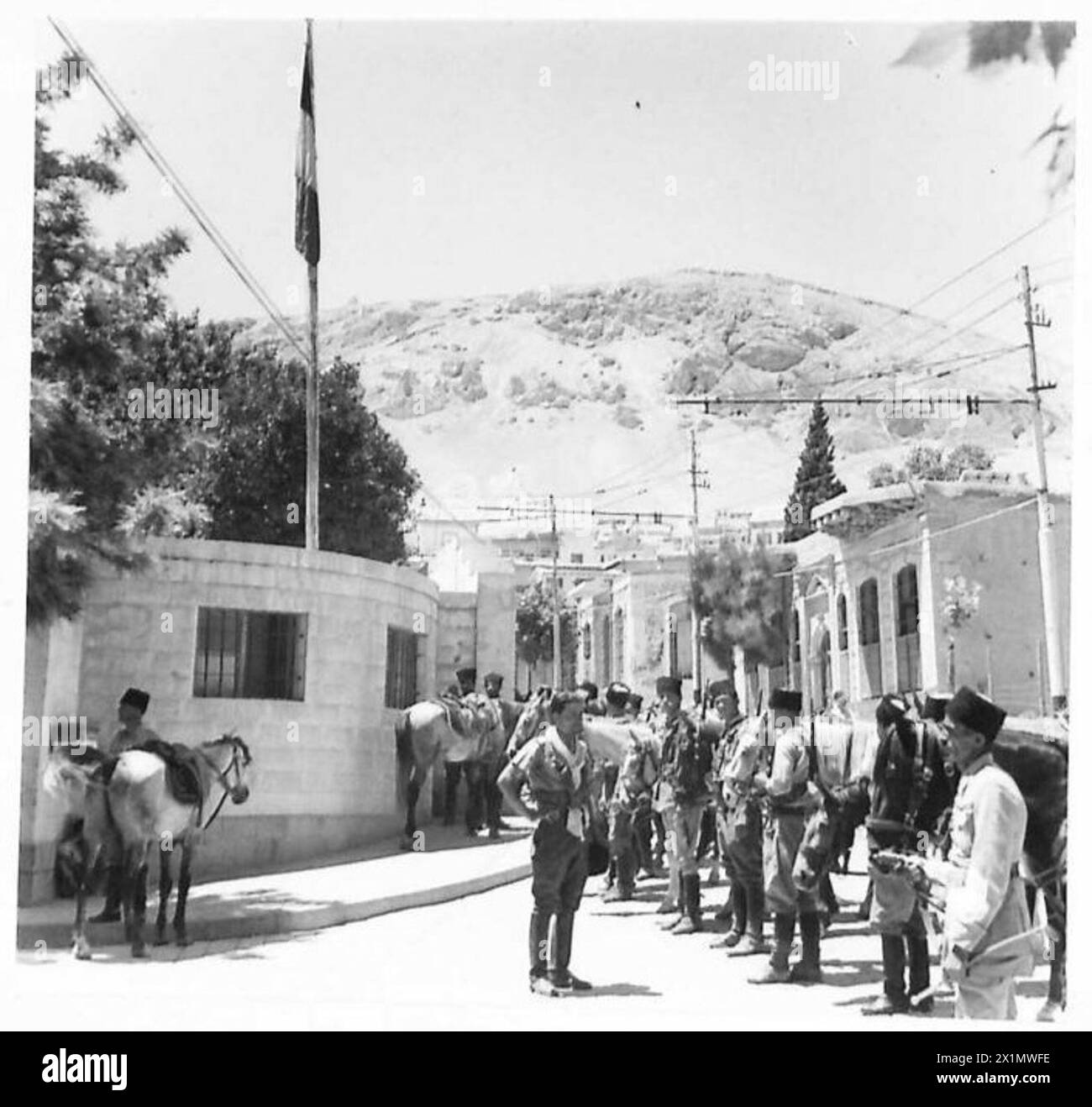 Circassian Cavalry of the British Army wait outside Government House in ...