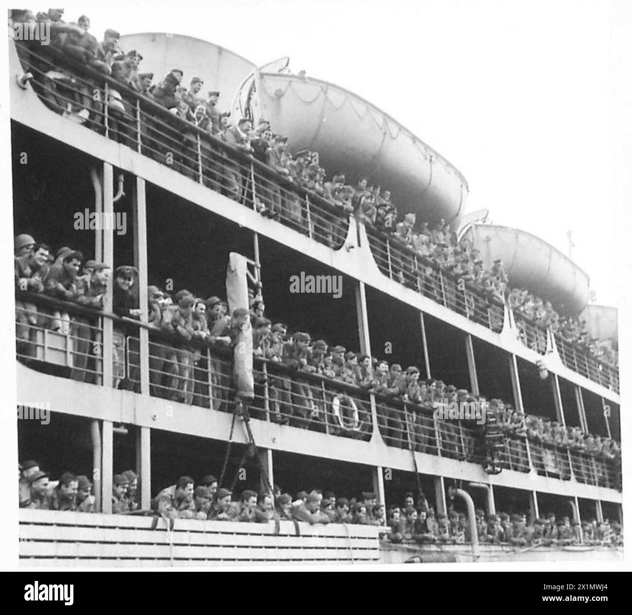 Additional contingents of American troops arrive aboard the 'Stirling ...