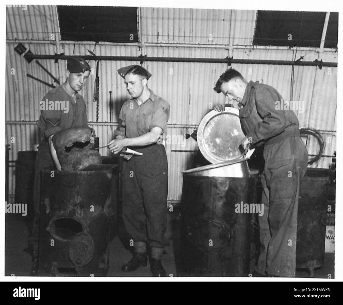 British army stove hi-res stock photography and images - Alamy