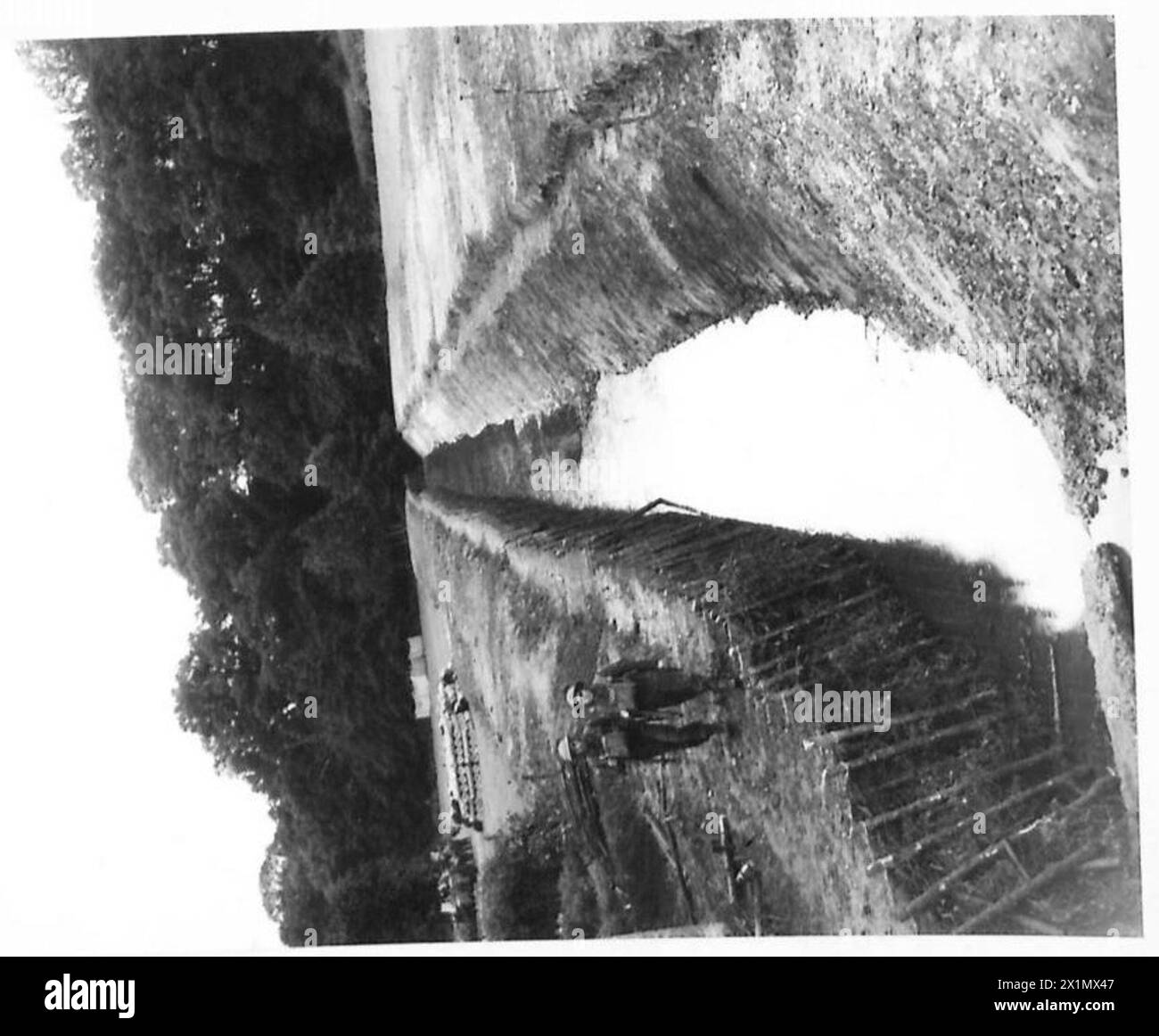 TANK TRAPS - Various types of tank traps in the Farnham district ...