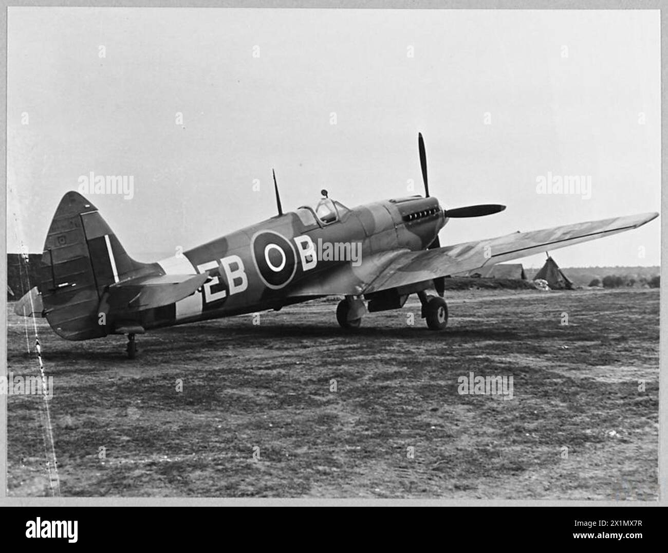 THE LATEST SPITFIRE : MARK XII - 12726 Picture (issued 1944) shows ...