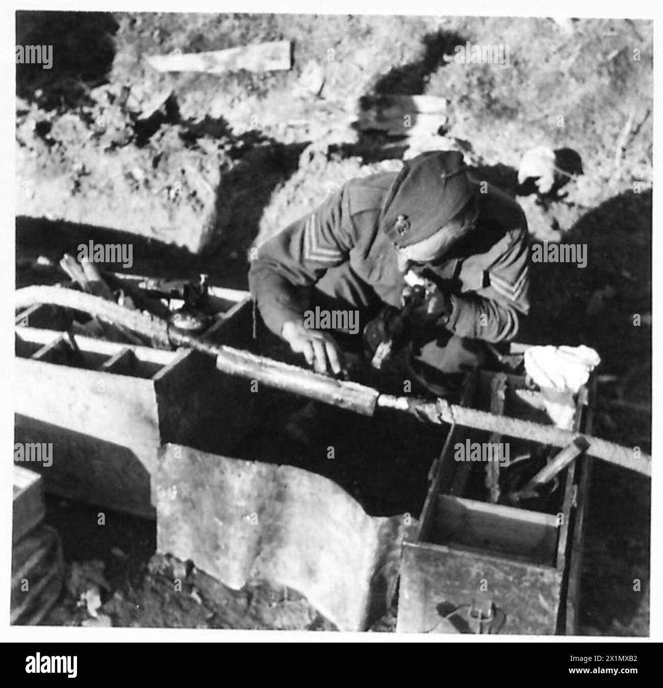 ITALY : FIFTH ARMYSIGNAL COMMUNICATIONS IN THE FIELD(For record ...