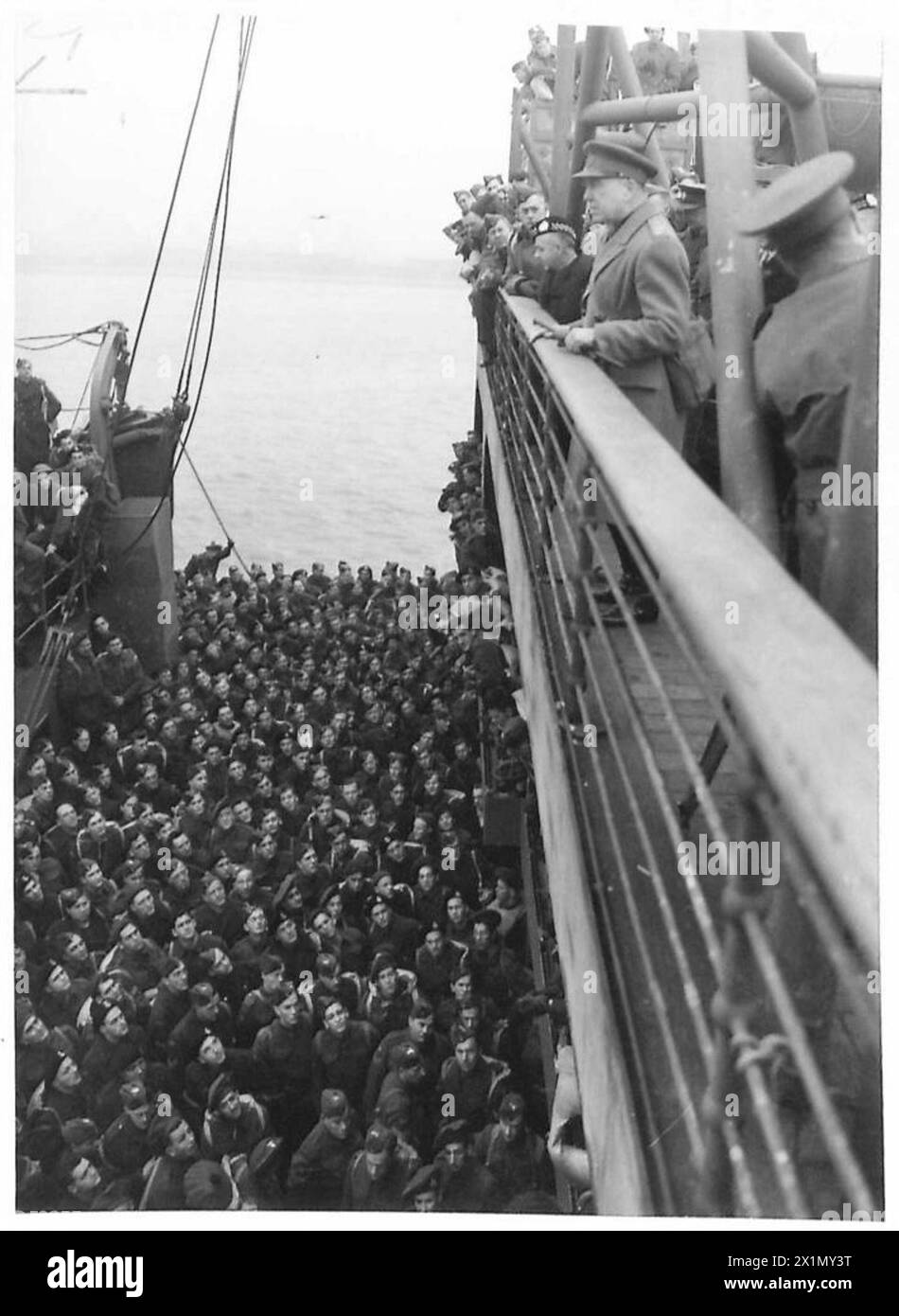 FURTHER CANADIAN TROOPS ARRIVE - Troops assembled to hear General Sir ...
