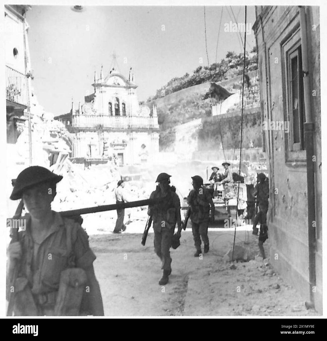 INVASION OF SICILY CAPTURE OF MELILLI - Well up with the forward troops ...