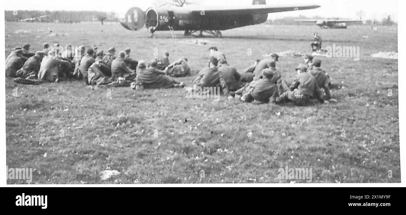 RHINE CROSSING - German prisoners among the Airborne gliders , British ...