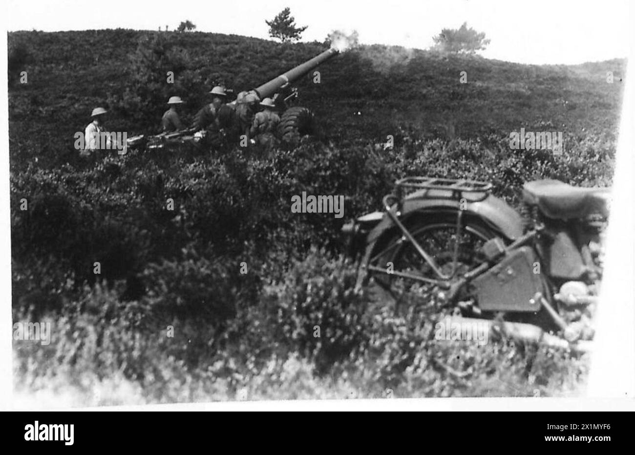 60 pounder field gun hi-res stock photography and images - Alamy
