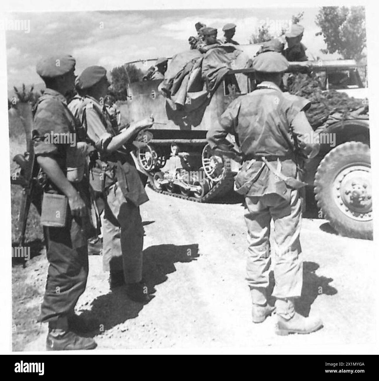 EIGHTH ARMY : MOTORISED INFANTRY PATROL - Motorised infantry at the ...