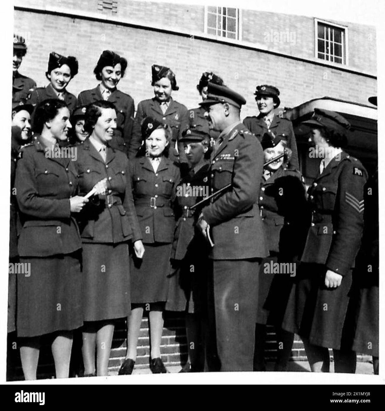 General officer commanding in chief hi-res stock photography and images ...