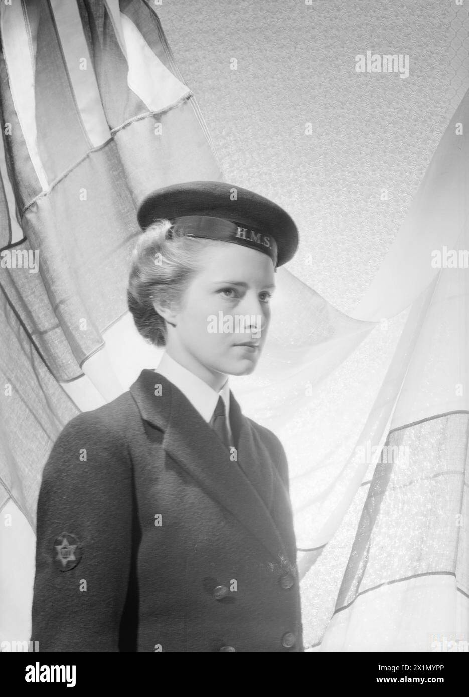 UNIFORMS OF THE WOMEN'S ROYAL NAVAL SERVICE. NOVEMBER 1942, ADMIRALTY ...