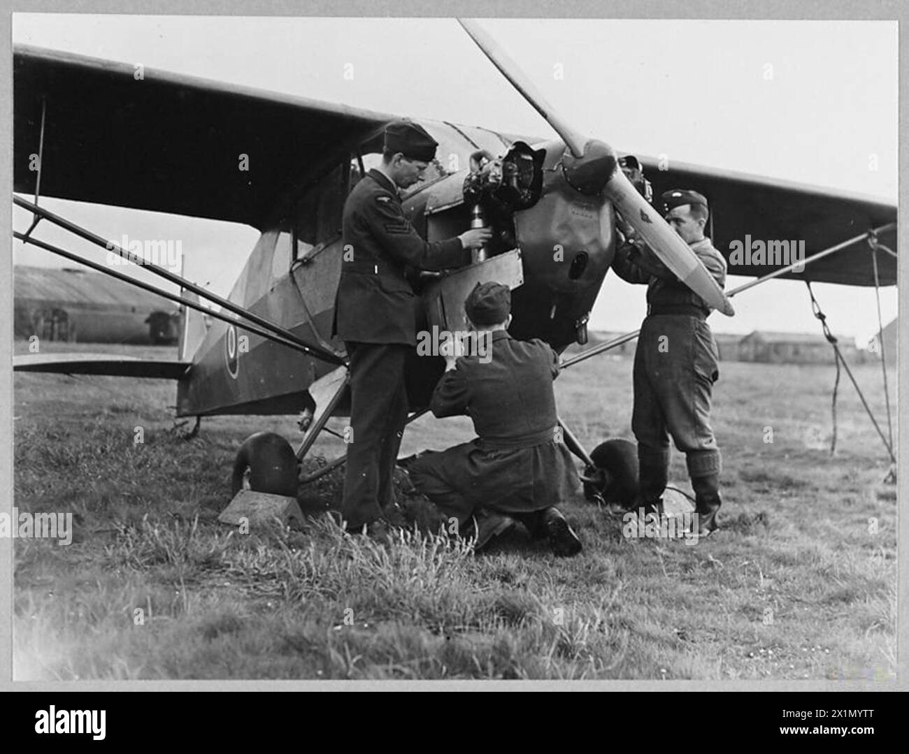 U.S.LIGHT AIRCRAFT TYPES FOR TRAINING BRITISH ARMY PILOTS. - (6113 ...