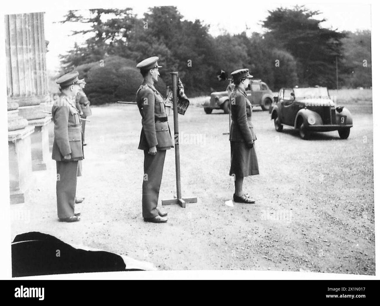 Royal_inspection hi-res stock photography and images - Alamy