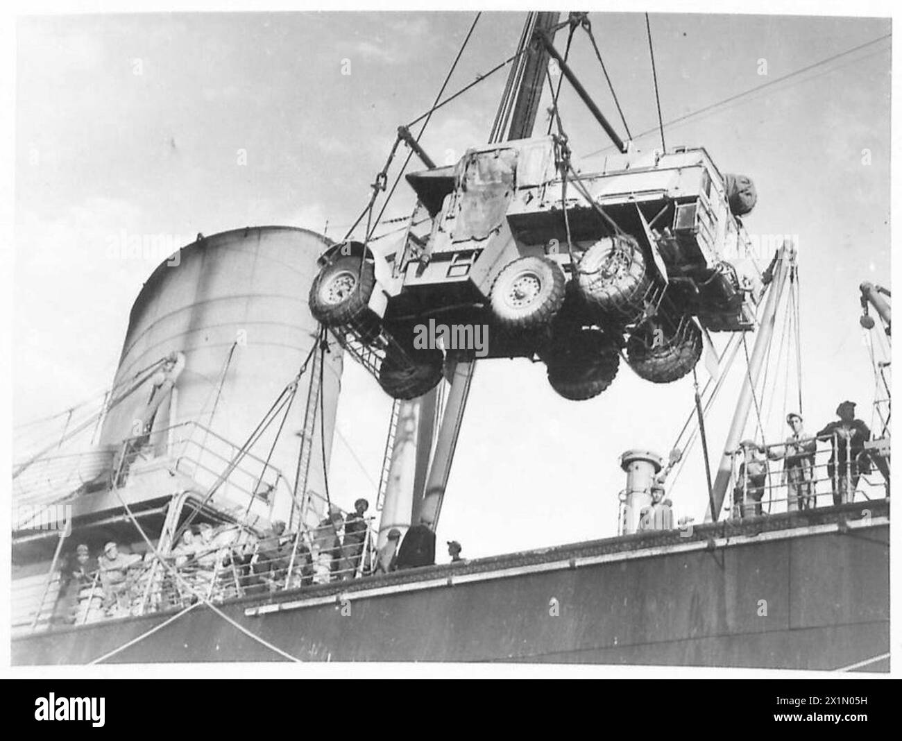 Troops ships hi-res stock photography and images - Alamy