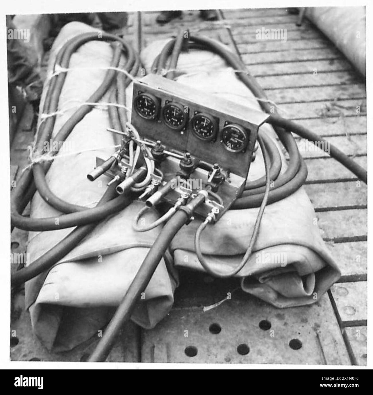 SPECIAL ASSIGNMENT FOR TN.5 - A beadle was flooded by means of air ...