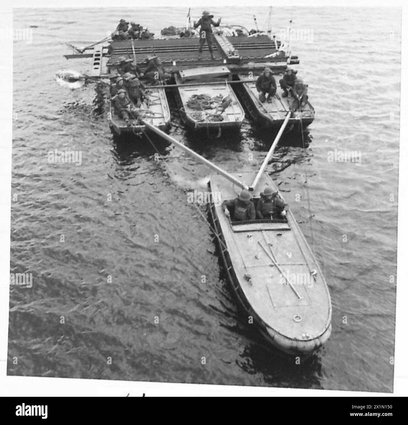 Royal engineers build pontoon hi-res stock photography and images - Alamy