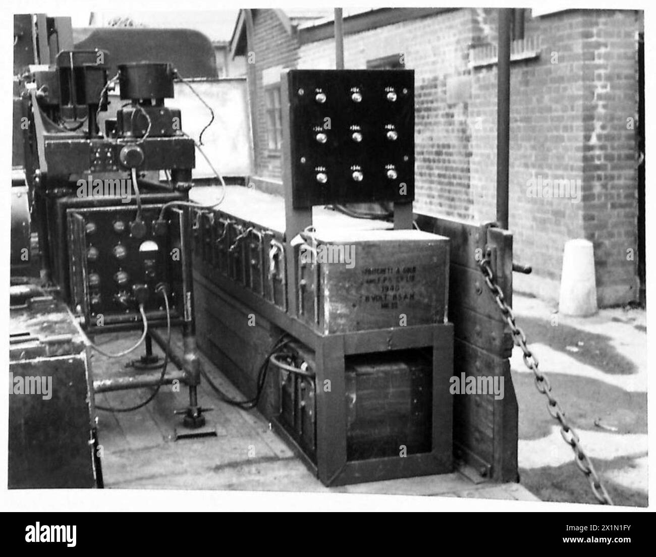 Sound measurement Black and White Stock Photos & Images - Alamy