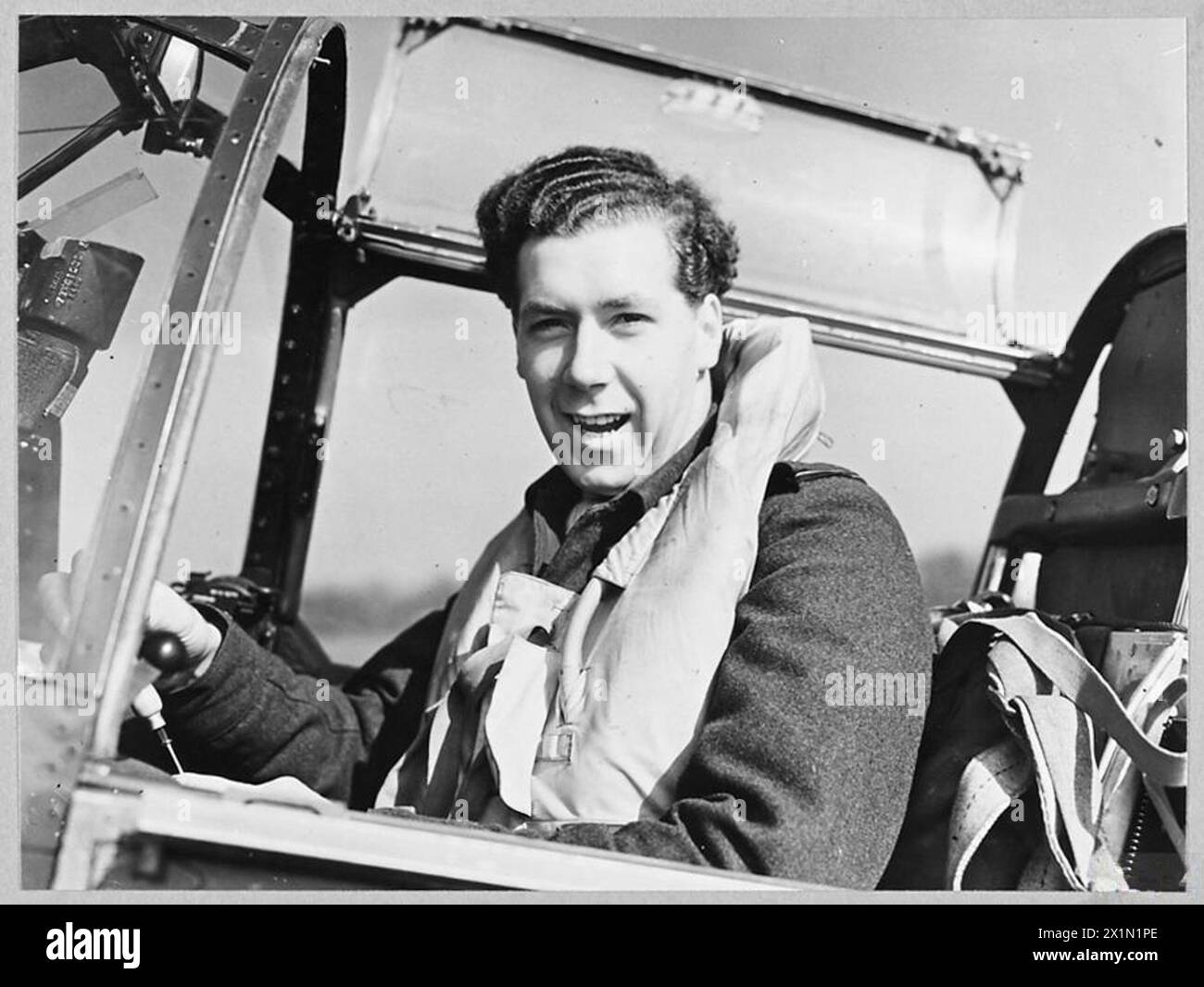 MEN OF AN ARMY COOPERATION SQUADRON - Picture (issued 1943) shows ...