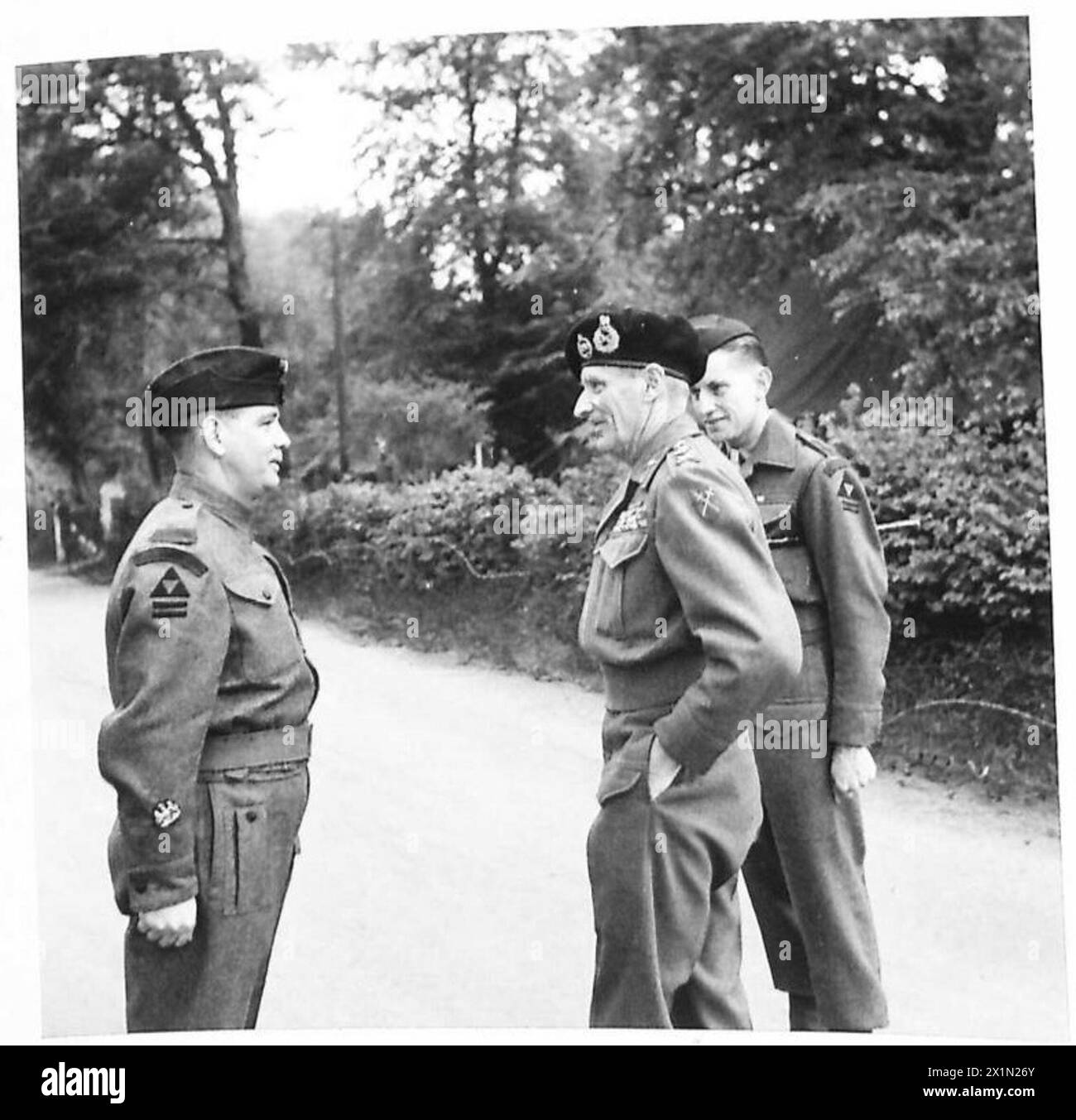 GENERAL MONTGOMERY INSPECTS ROYAL ULSTER RIFLES - General Montgomery stops to talk to Regimental ...