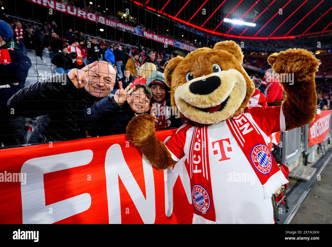 Bayern Munich mascot Berni poses for a photo with fans ahead of the ...