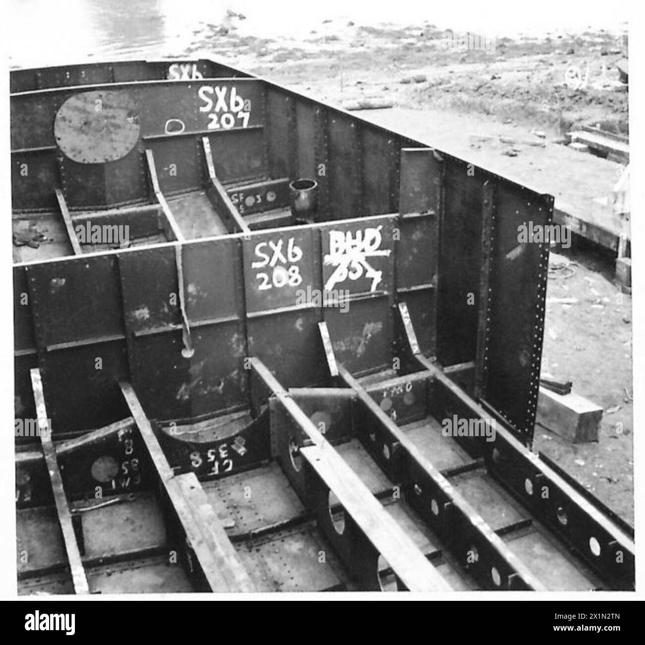 Ft side view Black and White Stock Photos & Images - Alamy