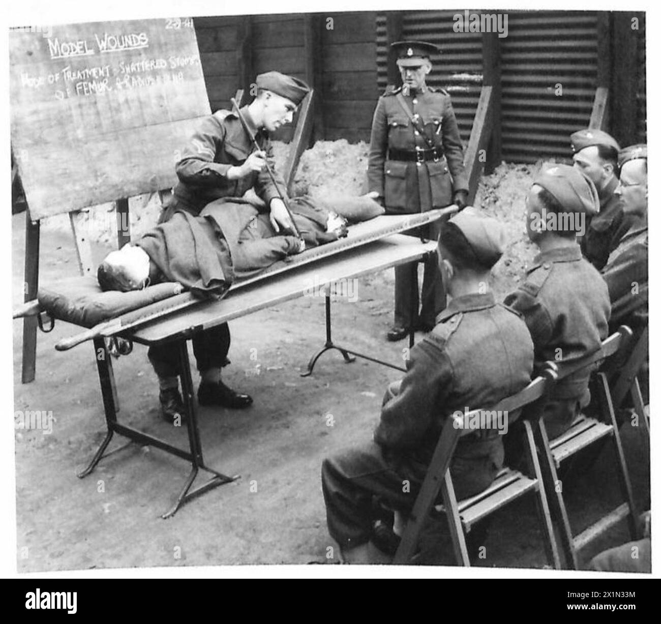 Medical personnel on hospital Black and White Stock Photos & Images - Alamy