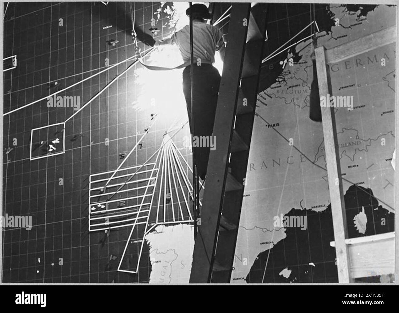W.A.A.F. AT WORK - In the Operational Room at Coastal Command ...