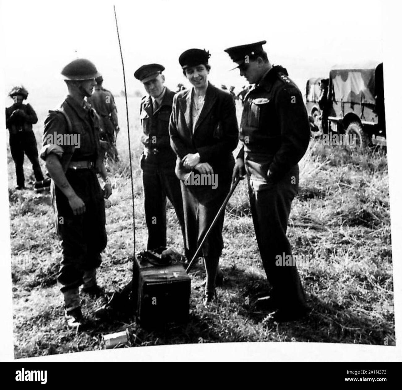 THE HON. MABEL STRICKLAND WATCHES BATTLE SCHOOL TRAINING - An officer ...