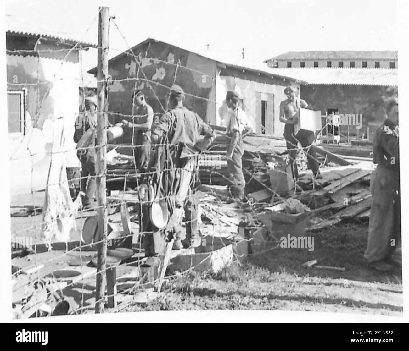 Prisoners working Cut Out Stock Images & Pictures - Alamy