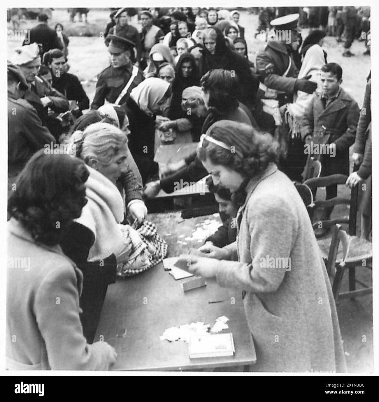 GREECE : BRITISH TROOPS ASSIST IN FOOD DISTRIBUTION - Civilian ...