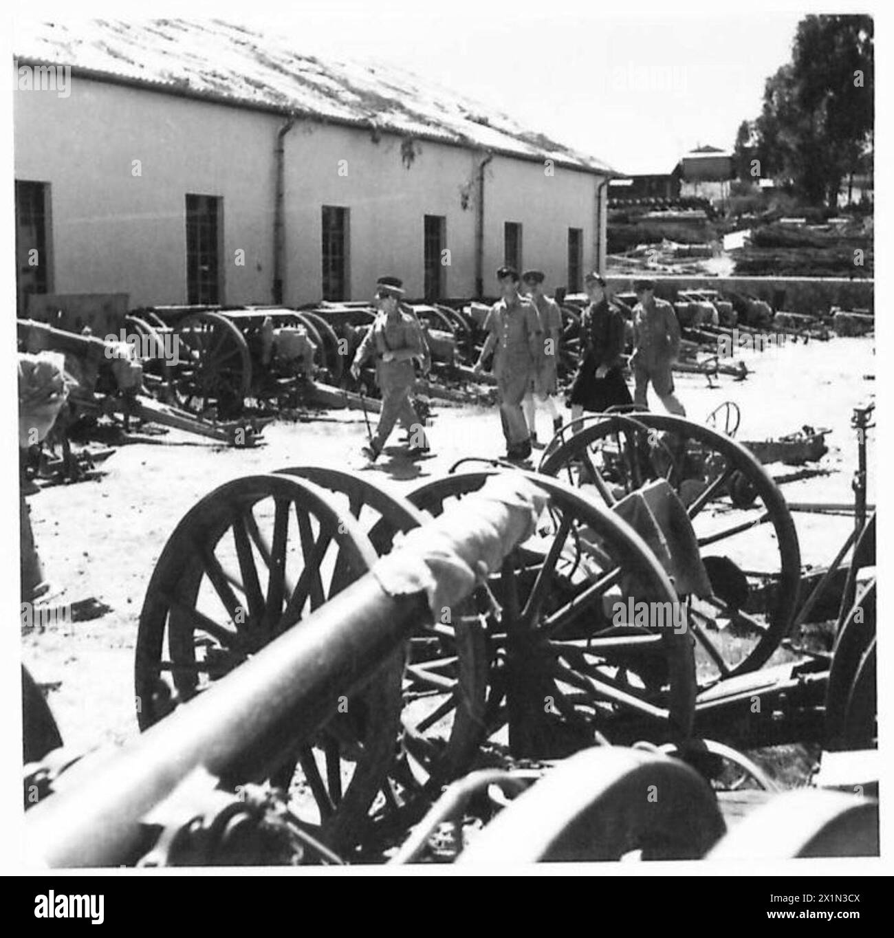 THE NEW G.O.C. ERITREA AREA - Major General R.A. Savory and his Staff ...