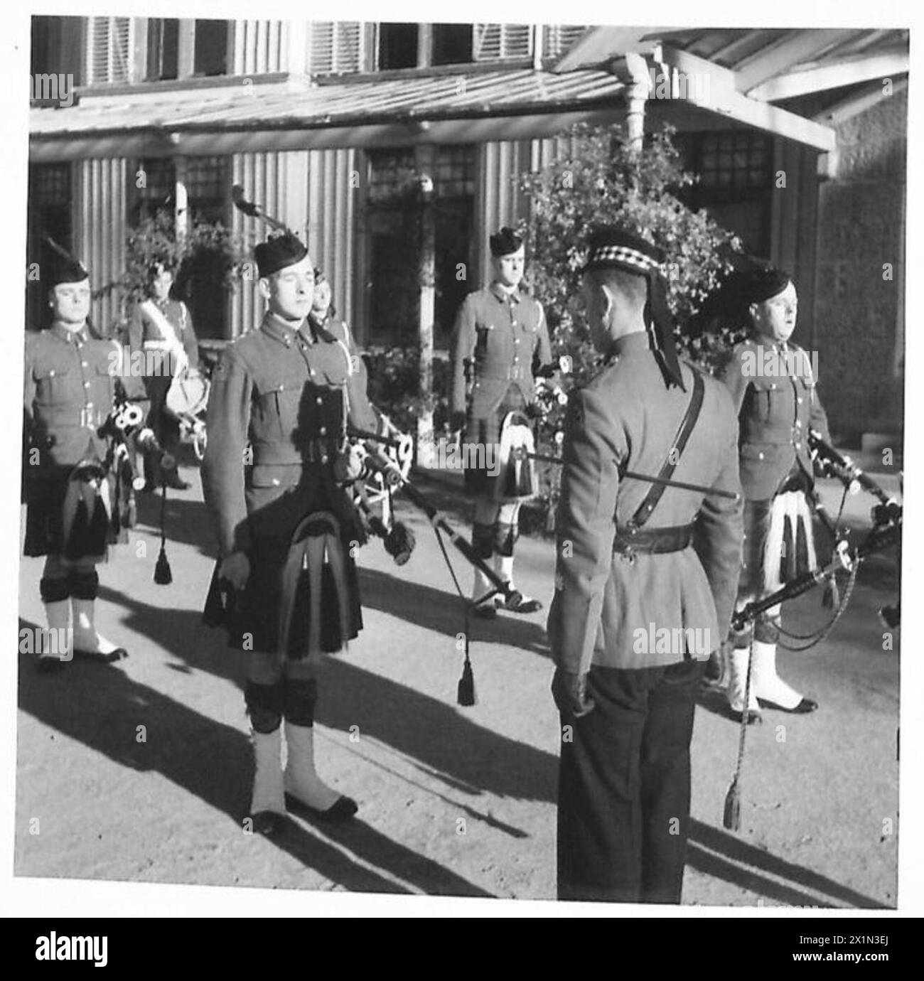 INSPECTION OF PIPE BAND - The Regimental Sergeant-Major of the ... INSPECTION OF PIPE BAND - The Regimental Sergeant-Major of the ...