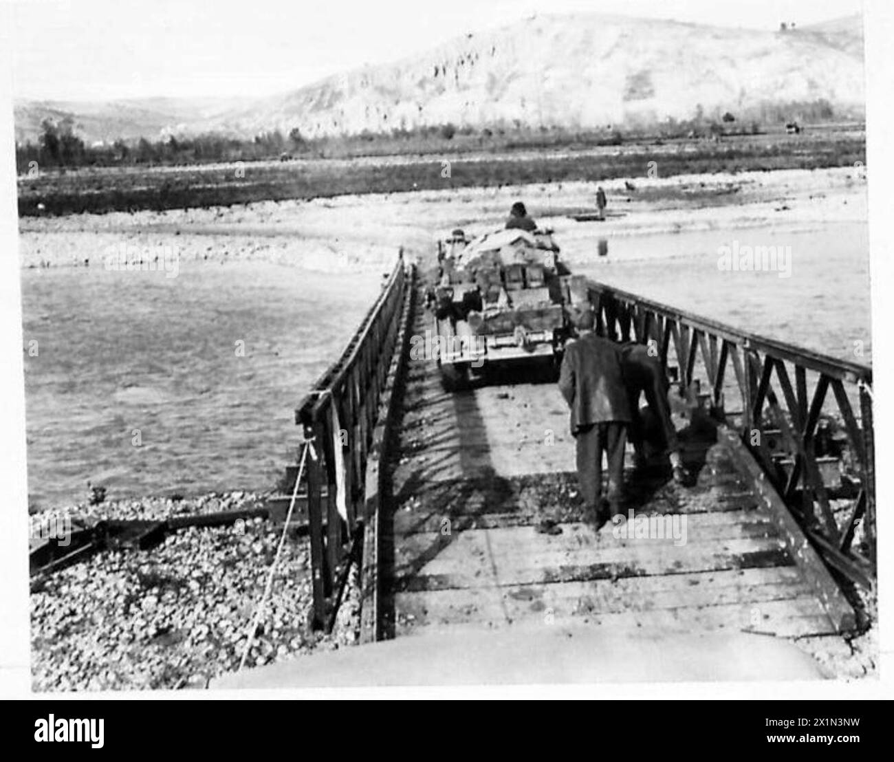 ITALY : EIGHTH ARMYNEW ZEALAND TROOPS ADVANCE OVER SANGRO RIVER - Views ...