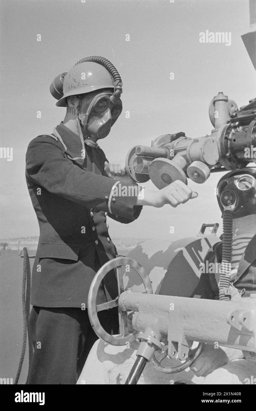 THE FRENCH SLOOP COMMANDANT DUBOC NOW IN SERVICE WITH THE BRITISH NAVY ...