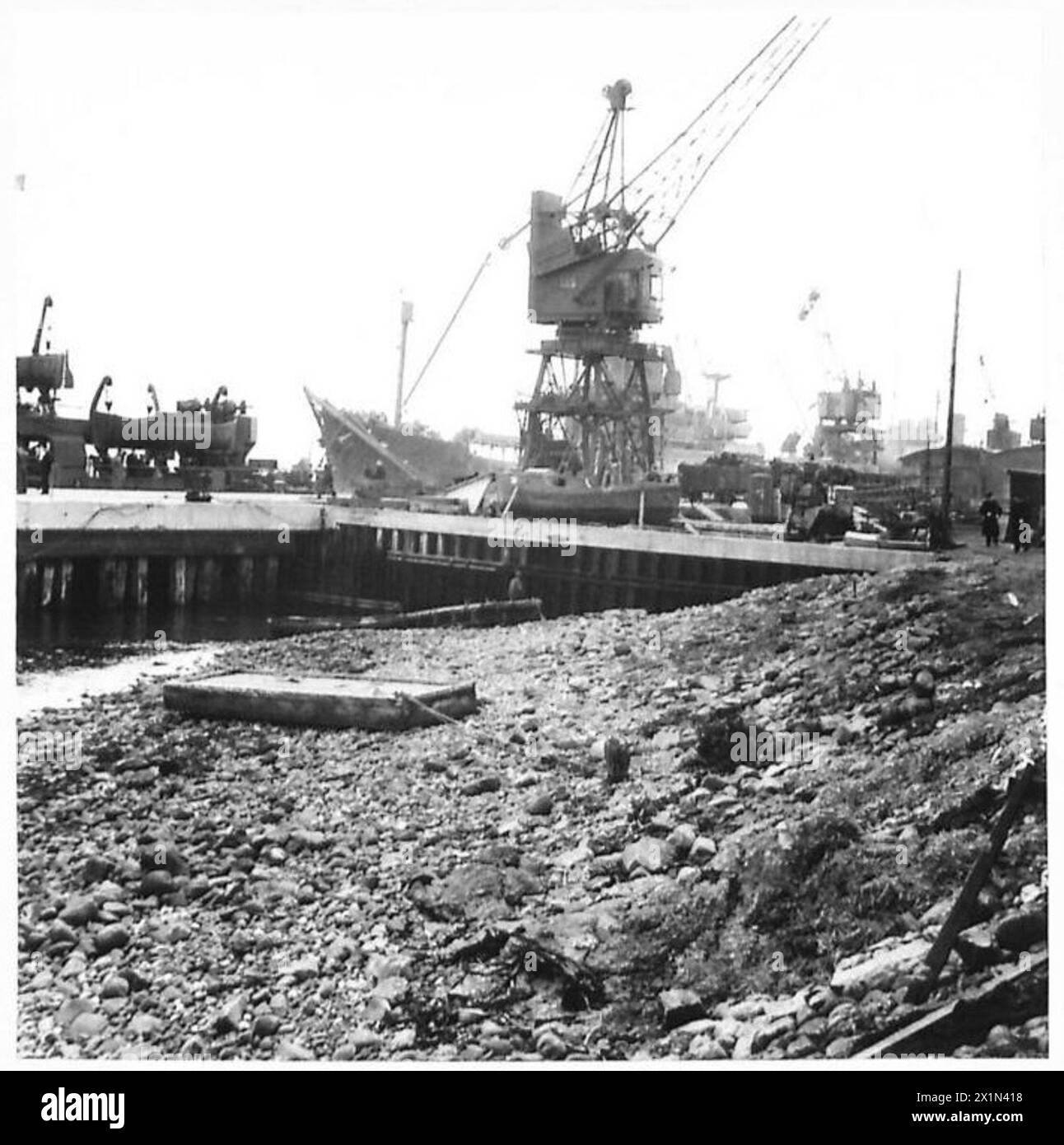 Pier piling Cut Out Stock Images & Pictures - Alamy