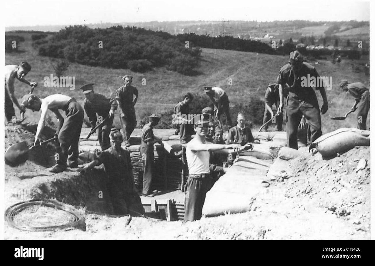R.E.s PONTOON BRIDGE BUILDING - Digging trenches by the river, British ...