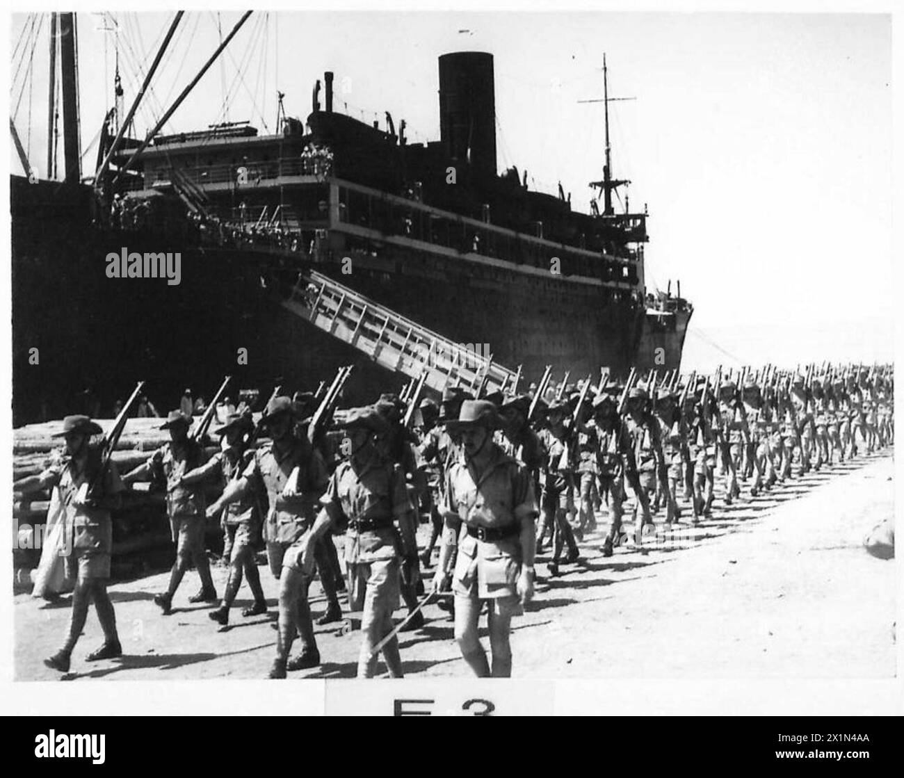ARRIVAL OF THE FIRST SOUTHERN RHODESIAN FORCES - Marching along the ...