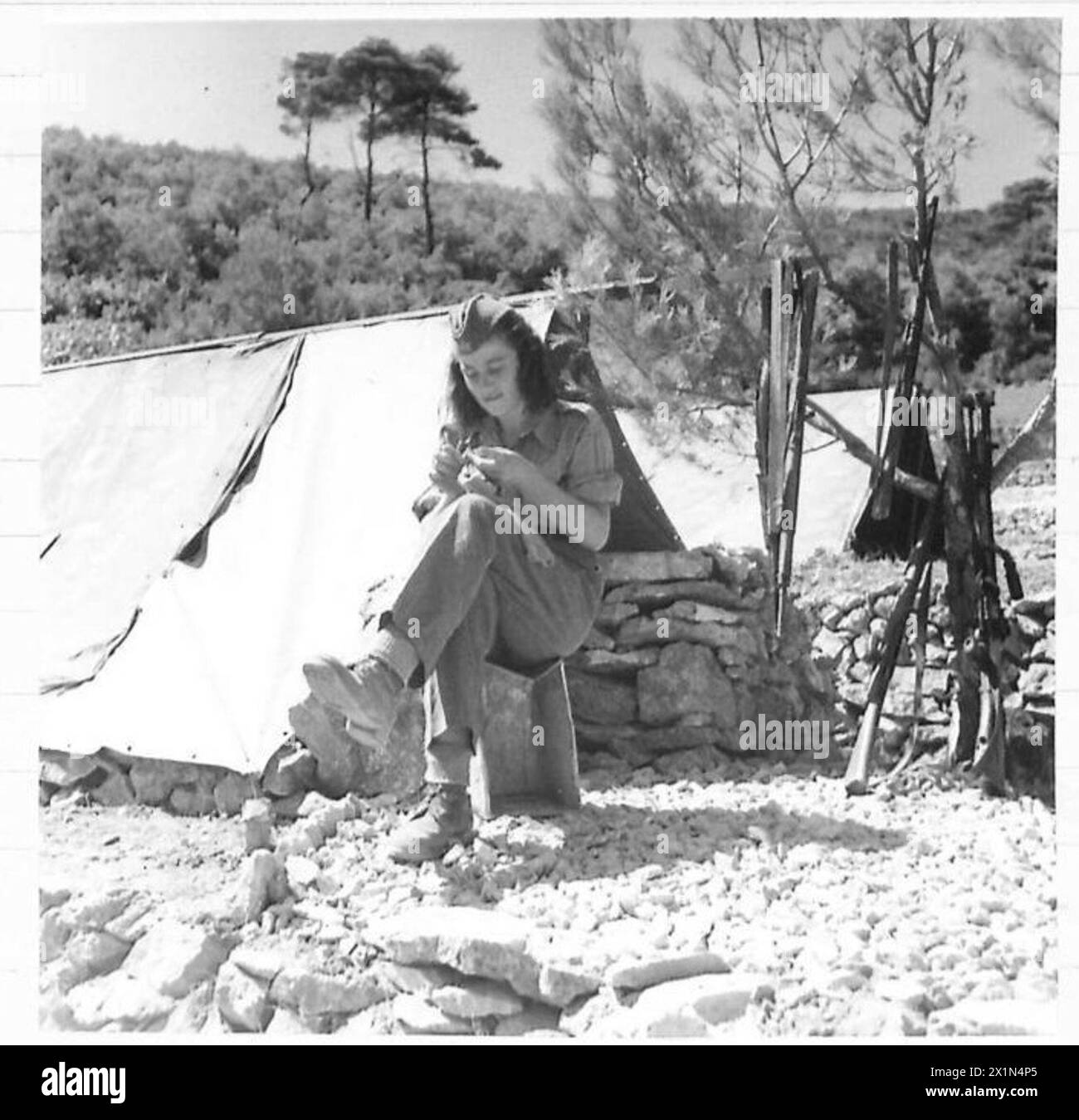 Partisan girl yugoslavia Black and White Stock Photos & Images - Alamy