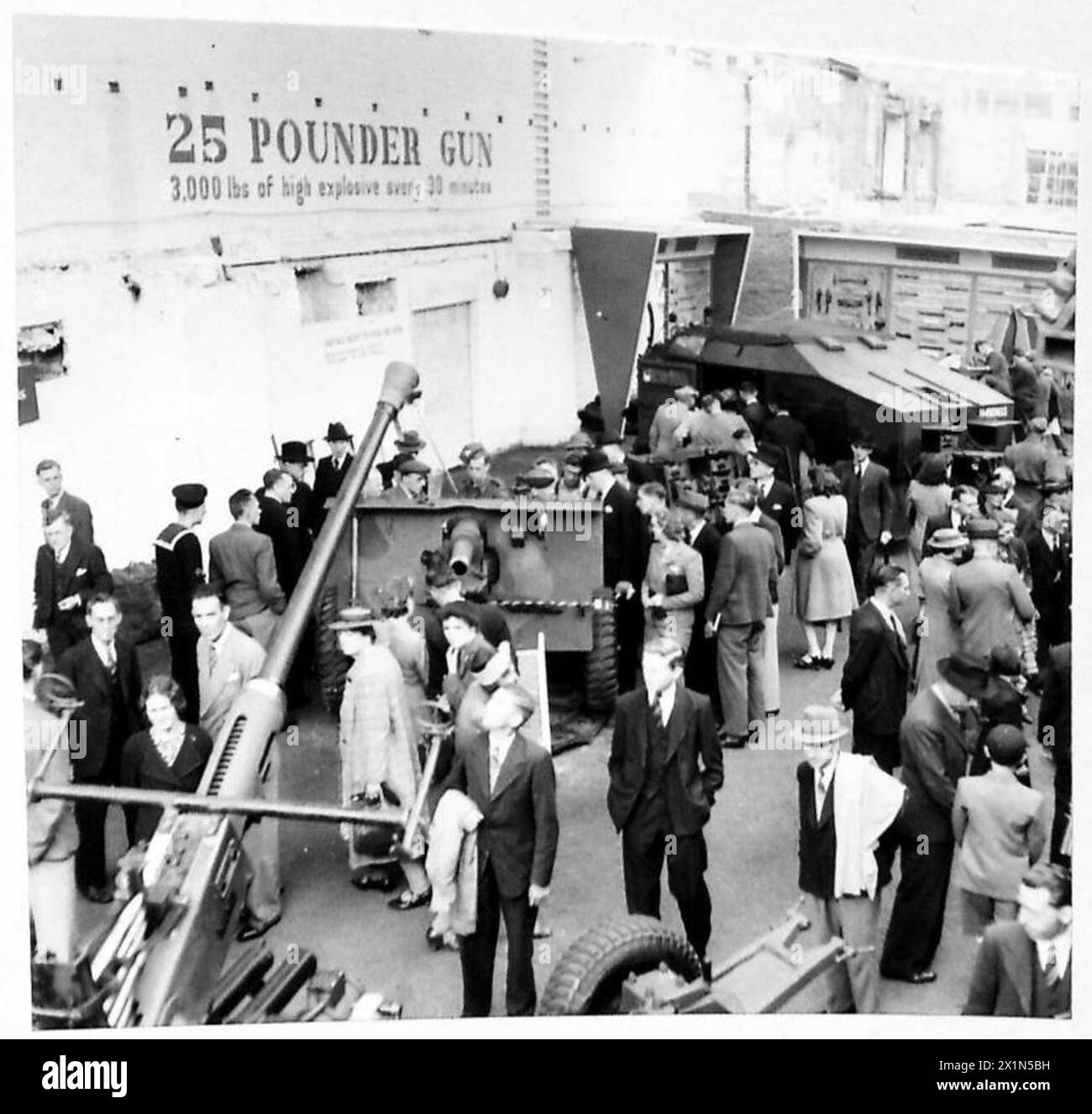 Engineering military hardware Black and White Stock Photos & Images - Alamy