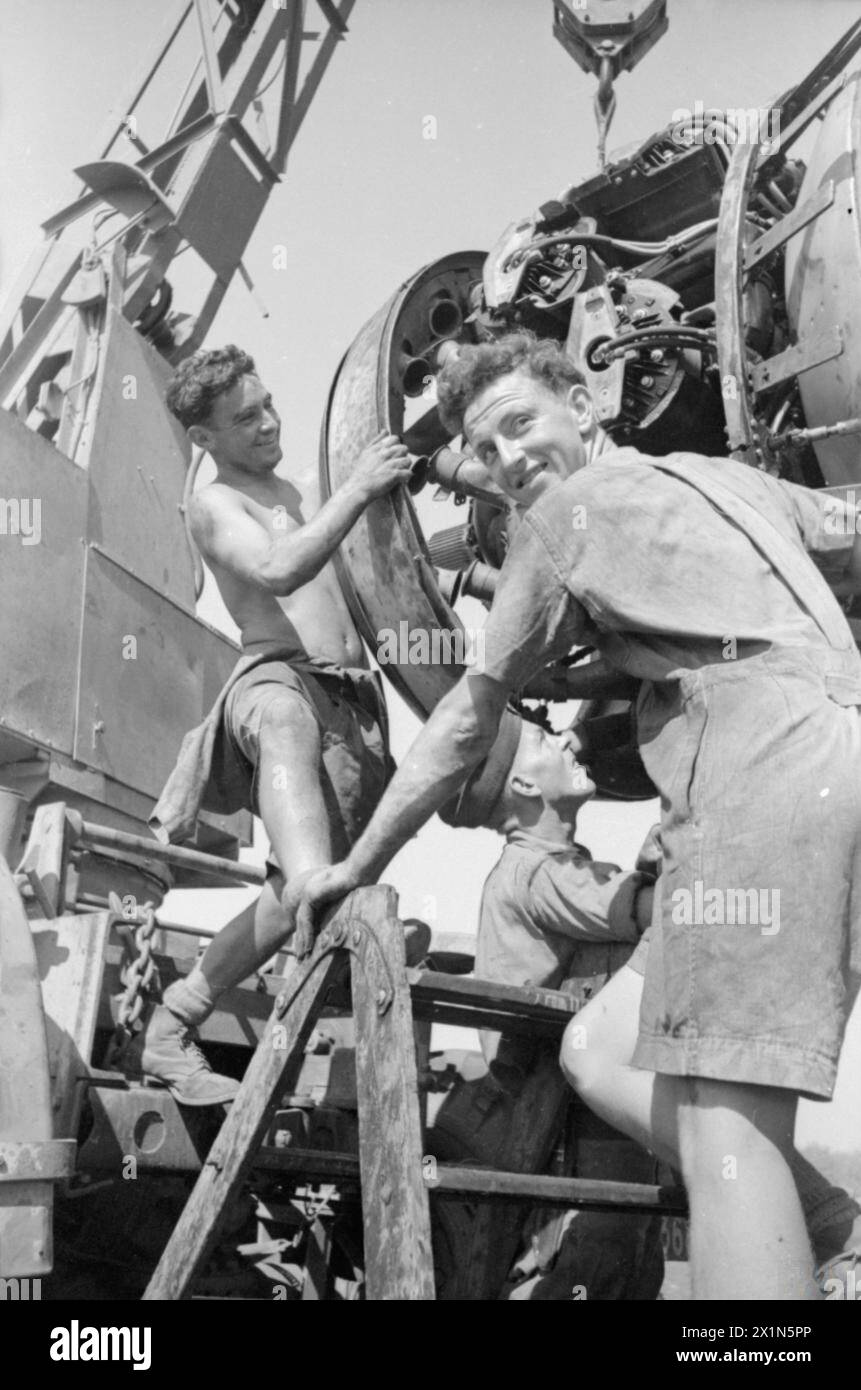 Fitters attach the exhaust collector ring to a Bristol Hercules VI ...