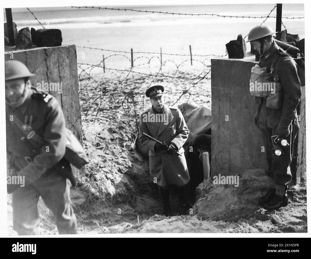 THE POLISH ARMY IN BRITAIN, 1940-1947 - King George VI leaving one of ...