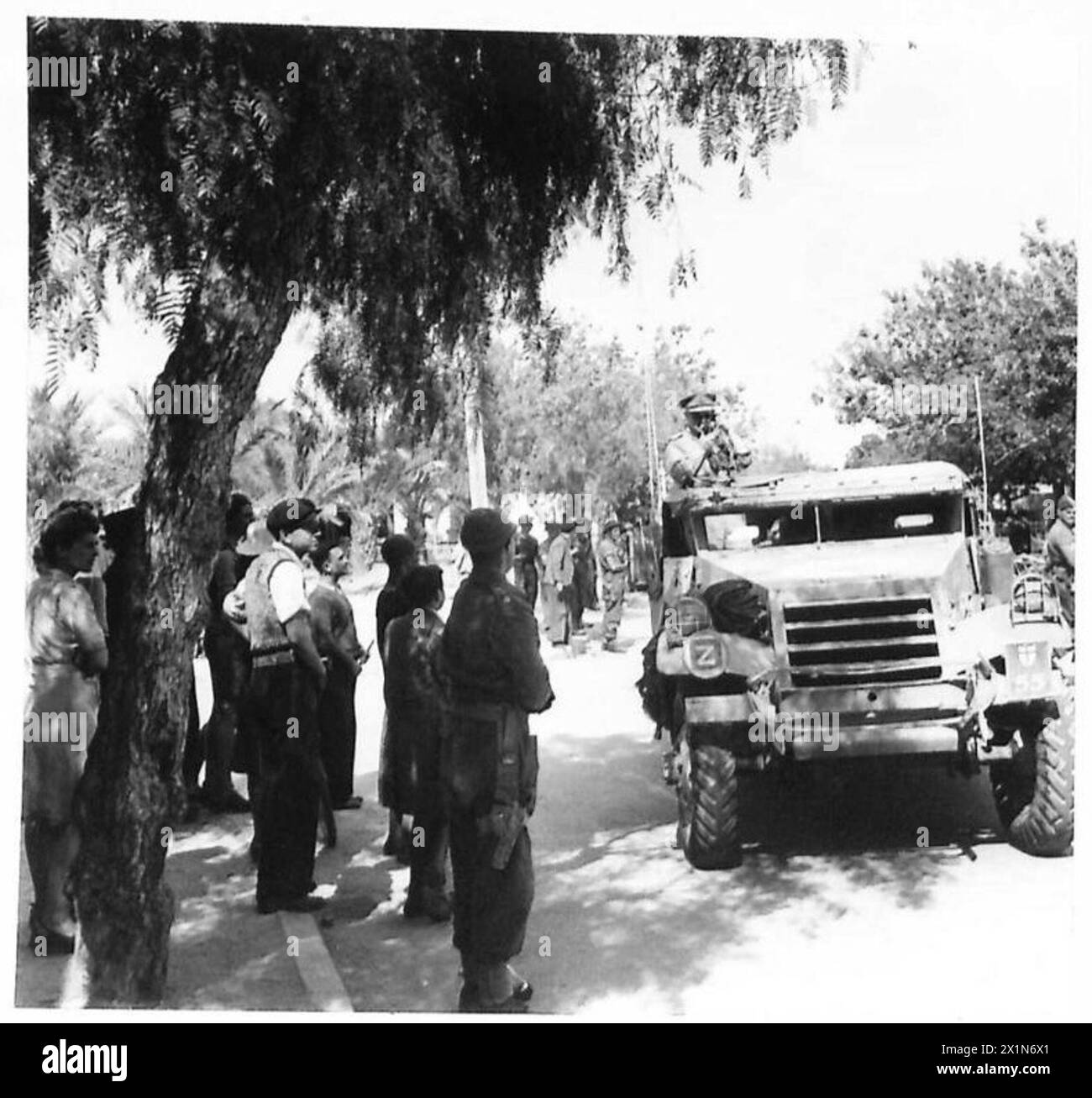 FRENCH CHAD FORCES ENTER KAIROUAN - Troops of the Chad Force driving ...