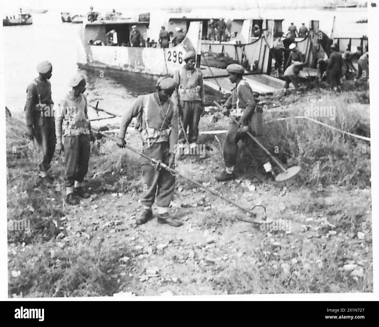 Mine sweeping equipment hi-res stock photography and images - Alamy