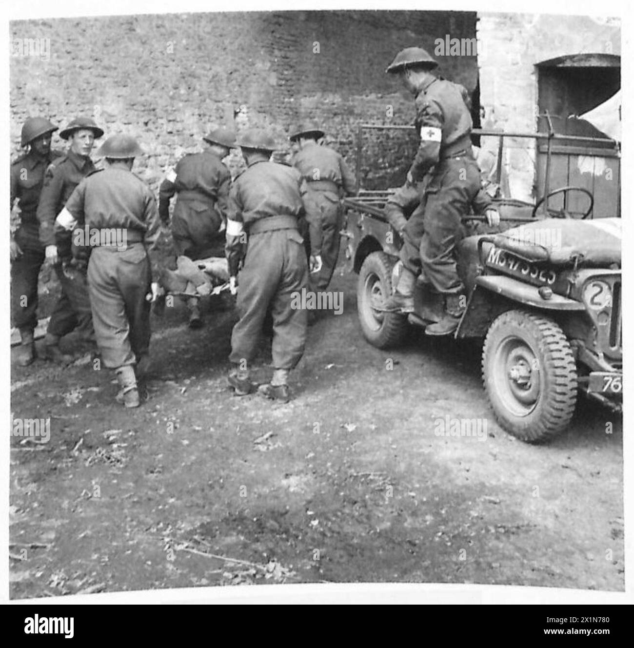 British 3rd division soldiers in 1944 hi-res stock photography and ...