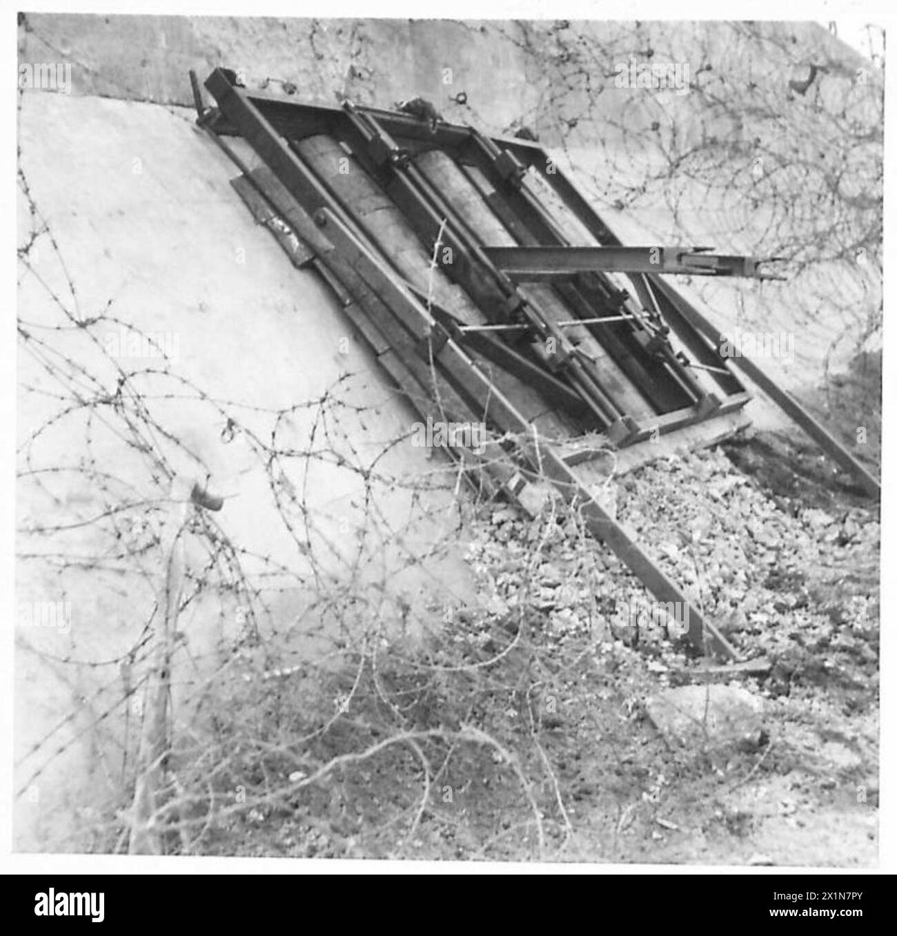 SPECIAL ASSIGNMENT FOR 79TH ARMOURED DIVISIONFLAIL TANKS - The charge ...
