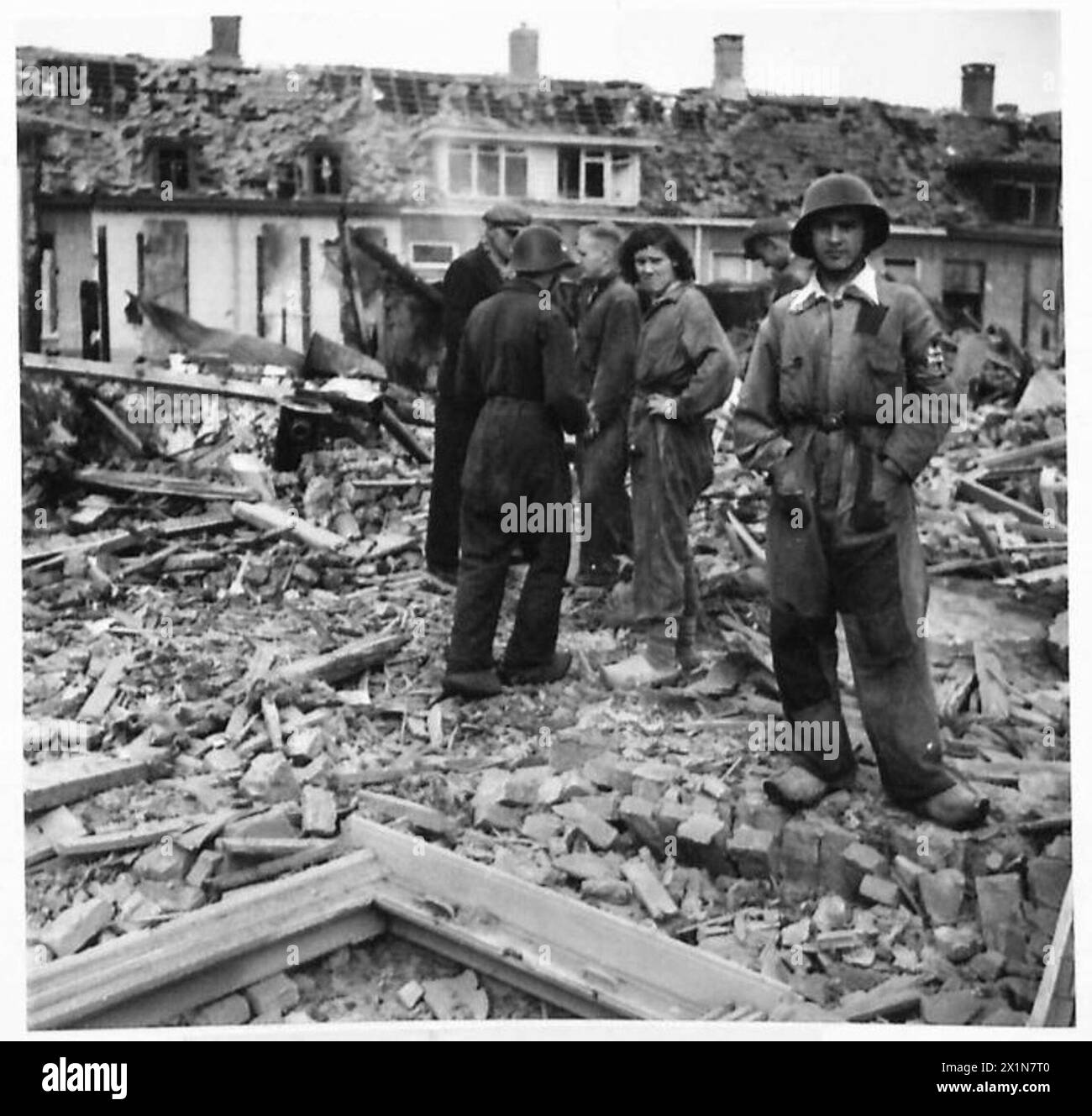 THE ADVANCE OF 30 CORPS. - Rescue workers in Eindhoven still searching ...