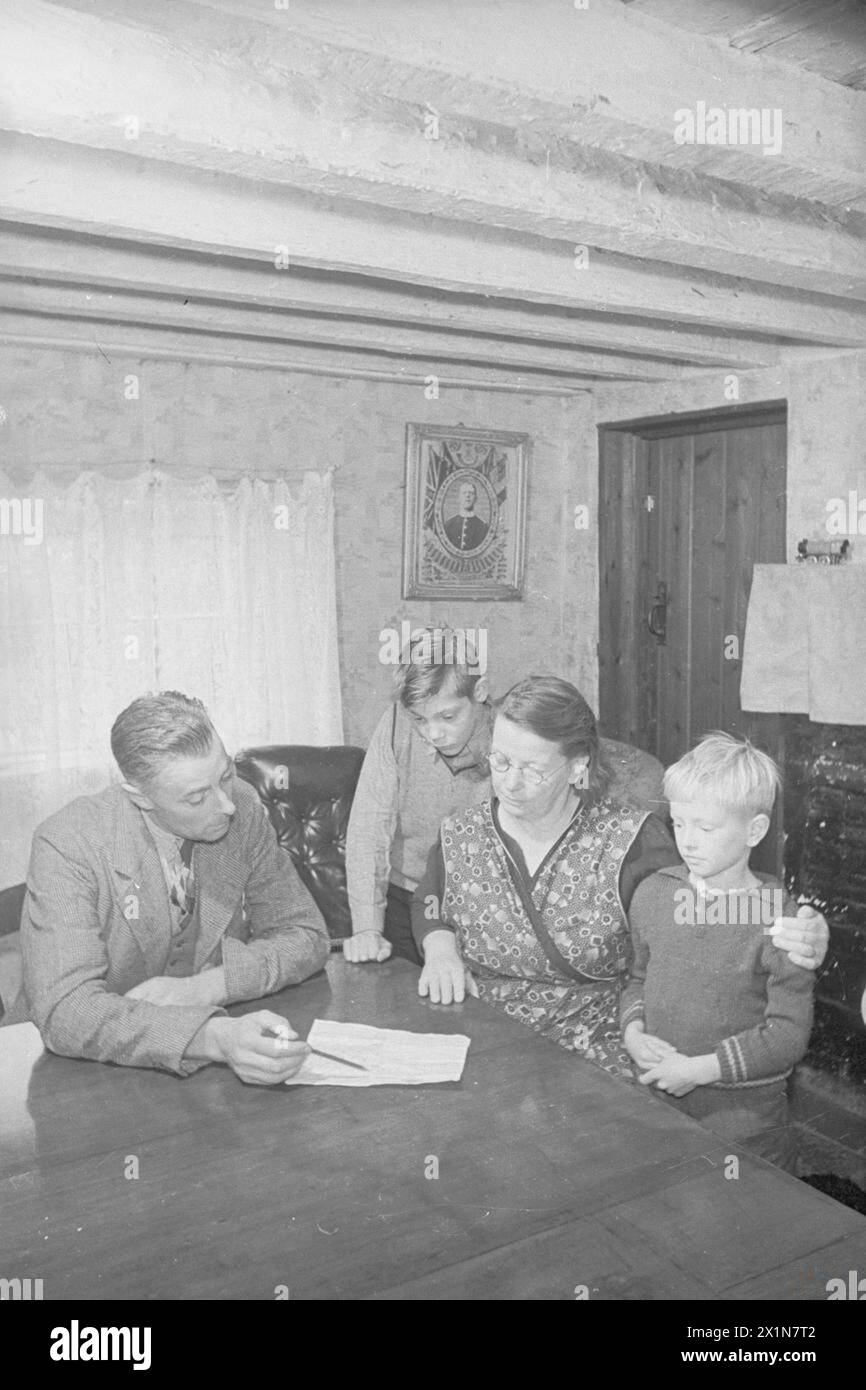AUTUMN ON AN ENGLISH FARM, KINGSTON BLOUNT, OXFORDSHIRE, 1941 - Joseph ...